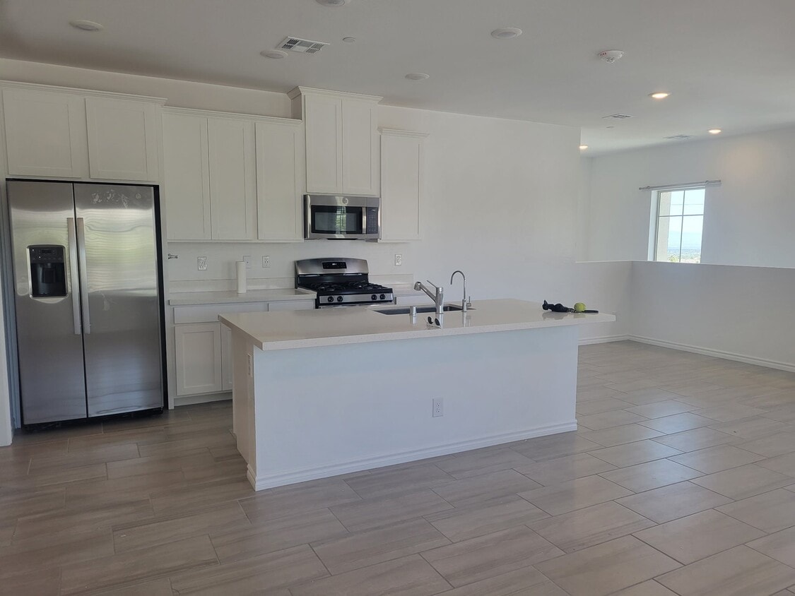 600 N Carriage Hill Dr, Las Vegas, NV 89138 | Apartments.com
