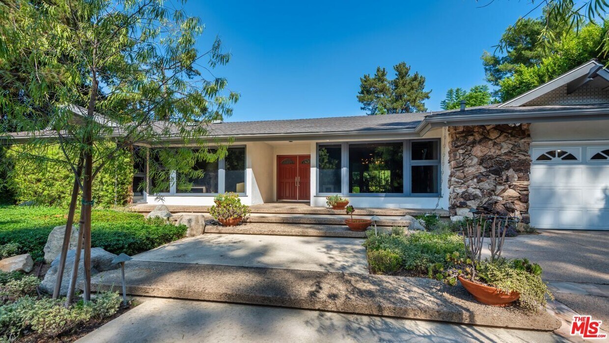 16065 Jeanne Ln, Los Angeles, CA 91436 - House Rental in Los Angeles ...