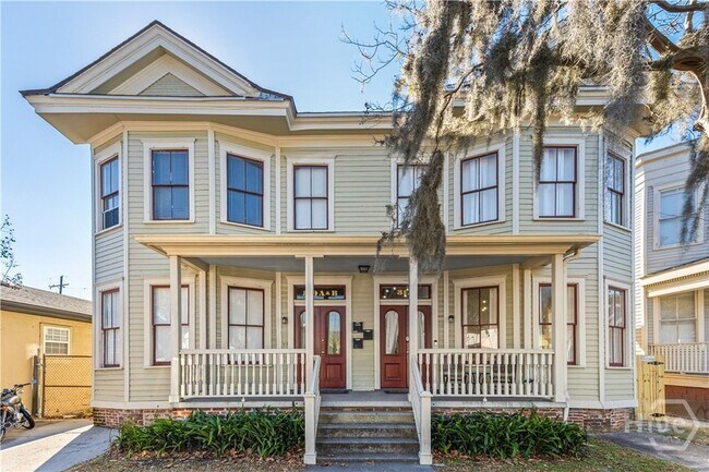 Feiler Park-Hussars Terr-Dittmerville Savannah Luxury Townhomes for ...