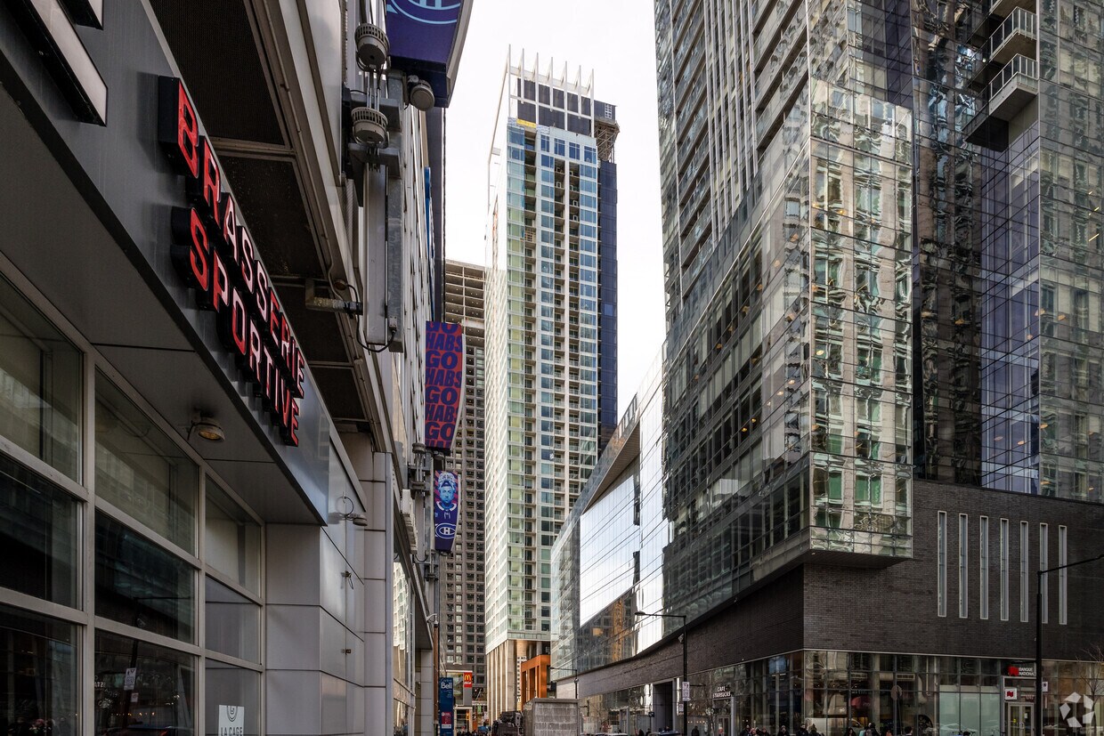 Solstice Montreal Condos Apartments - 1038 De La Montagne St Montréal ...