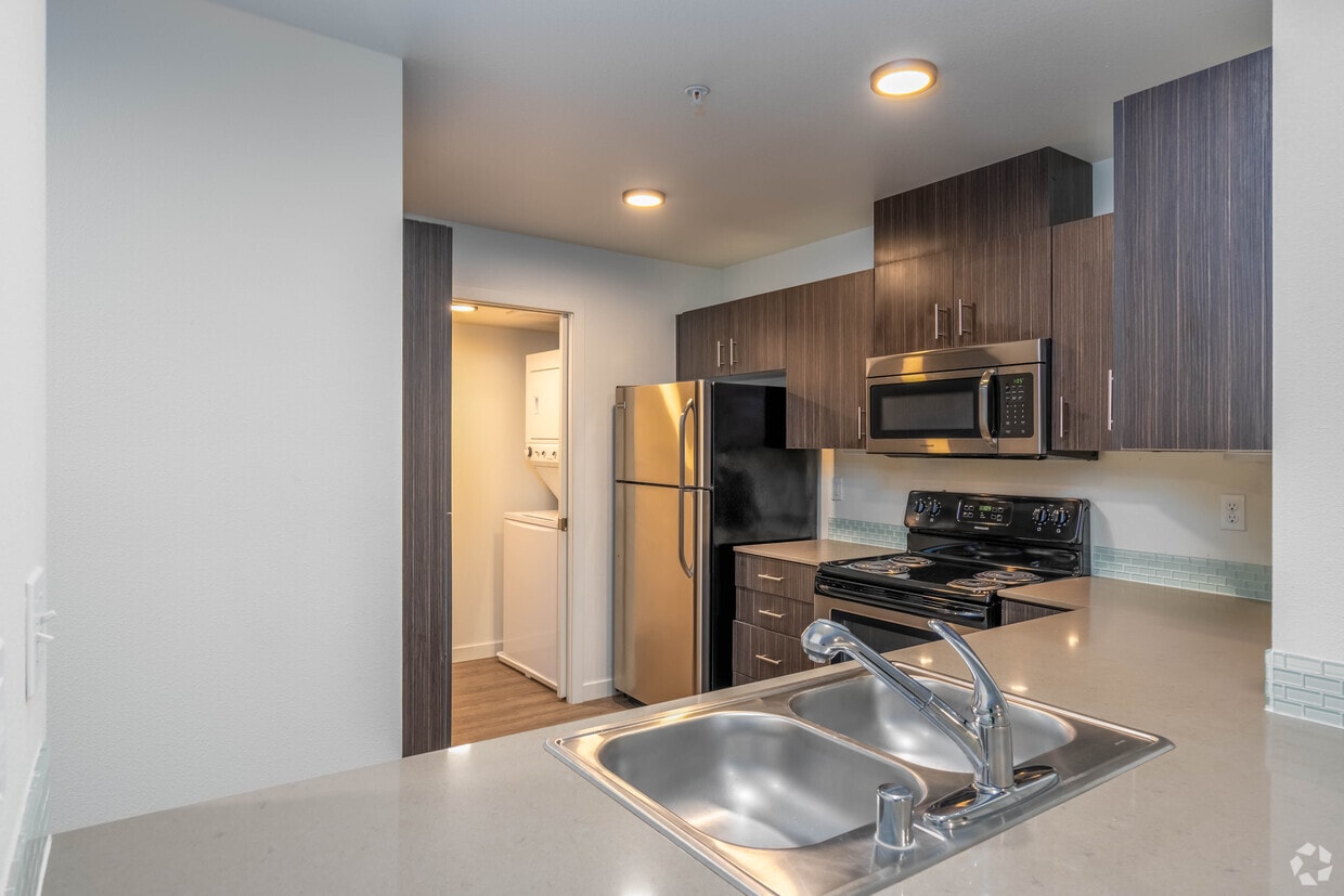 Timberlake Park Apartments - 4615 W Lake Sammamish Pky Se Issaquah, WA ...