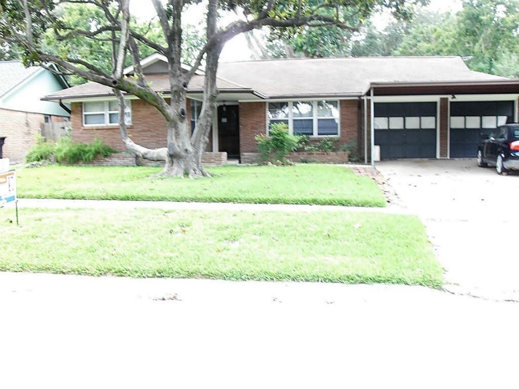 5007 Saxon Dr, Houston, TX 77092 - House Rental in Houston, TX ...