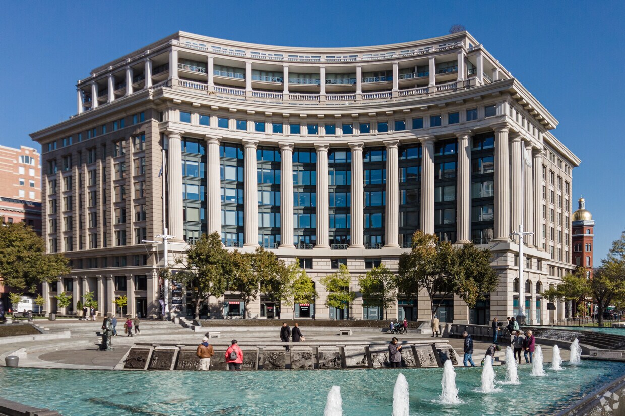 Residences at Market Square - East Tower - 701 Pennsylvania Ave NW ...