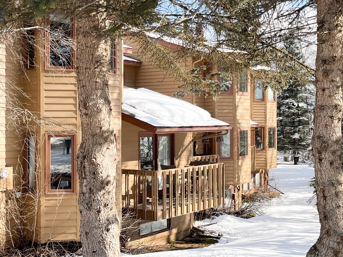 4103 Raspberry Rd, Anchorage, AK 99502 - Townhome Rentals in Anchorage ...