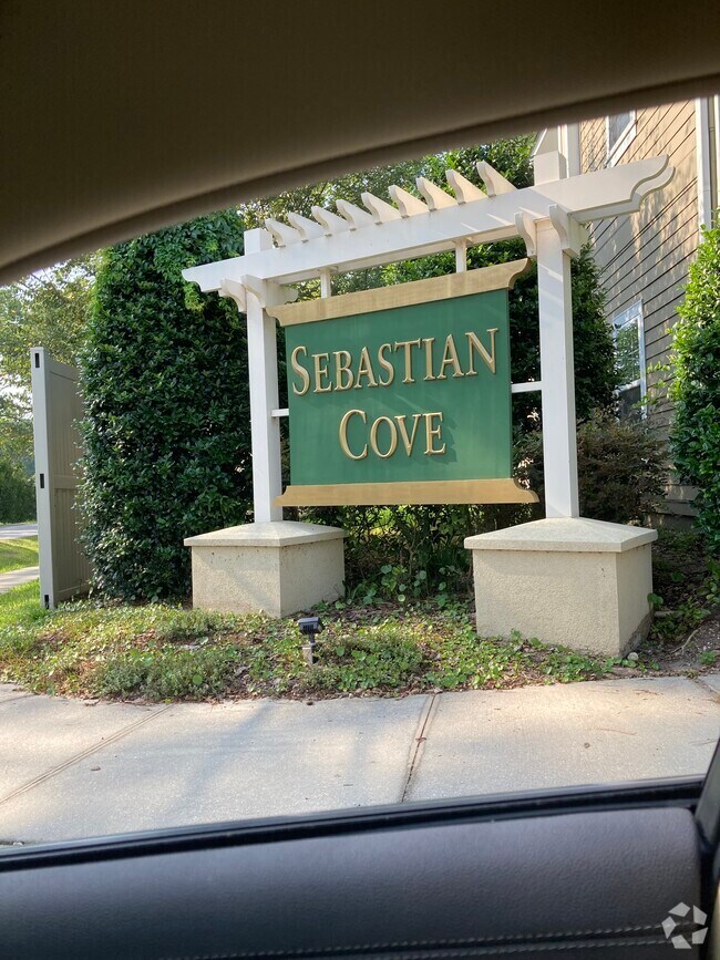 Sebastian Cove Apartments for Rent with High Ceilings - Saint Augustine ...