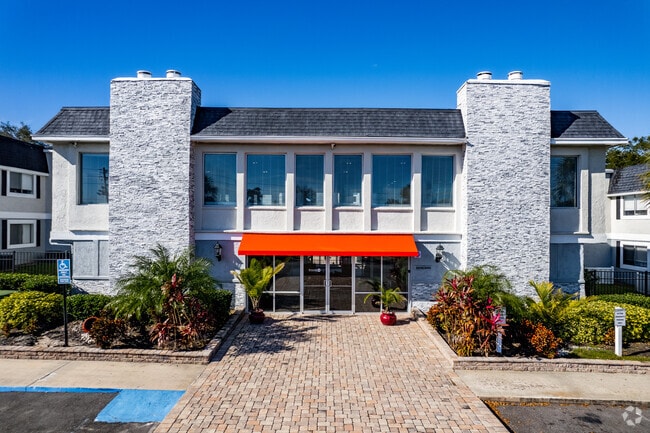 Spring Valley Estates Apartments for Rent with a Garage - Altamonte ...