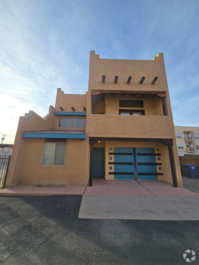 La Luz Apartments for Rent with Parking - Albuquerque, NM - 1 Rentals ...