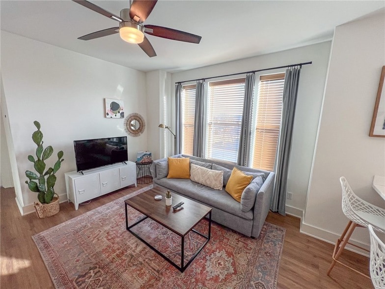 495 W Prairie St Unit 303, Fayetteville, AR 72701 | Apartments.com