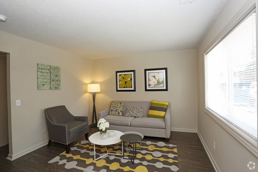 The Boulevard Townhomes Rentals - Springfield, IL | Apartments.com