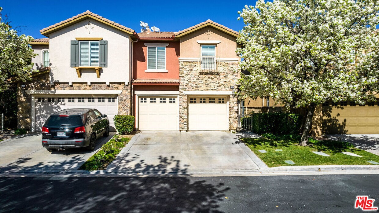 25607 Via Alisa, Valencia, CA 91381 - Townhome Rentals in Valencia CA ...