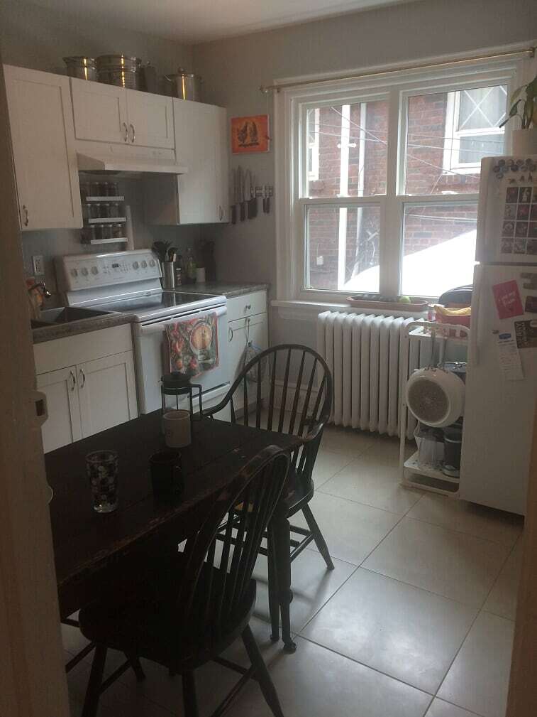 457 Parkside Dr Unité 2, Toronto, ON M6R 2Z8 Appartements - 457 ...