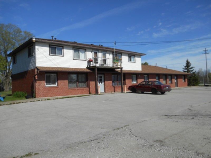 201 Old Kawkawlin Rd Unit 3 Kawkawlin Mi 48631 Apartment For Rent In Kawkawlin Mi
