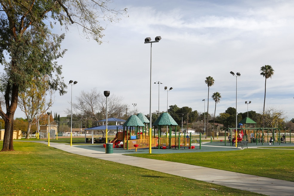 Is La Sierra a Good Place To Live in Riverside CA? - Neighborhood Guide ...