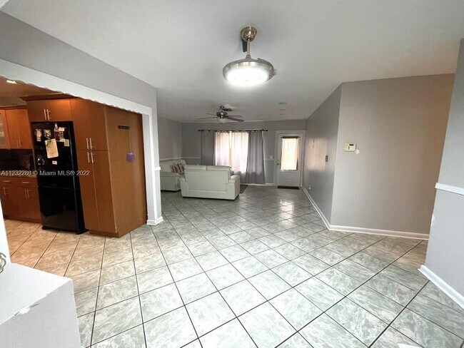 110 SW 65th Terrace, Pembroke Pines, FL 33023 - House Rental in ...