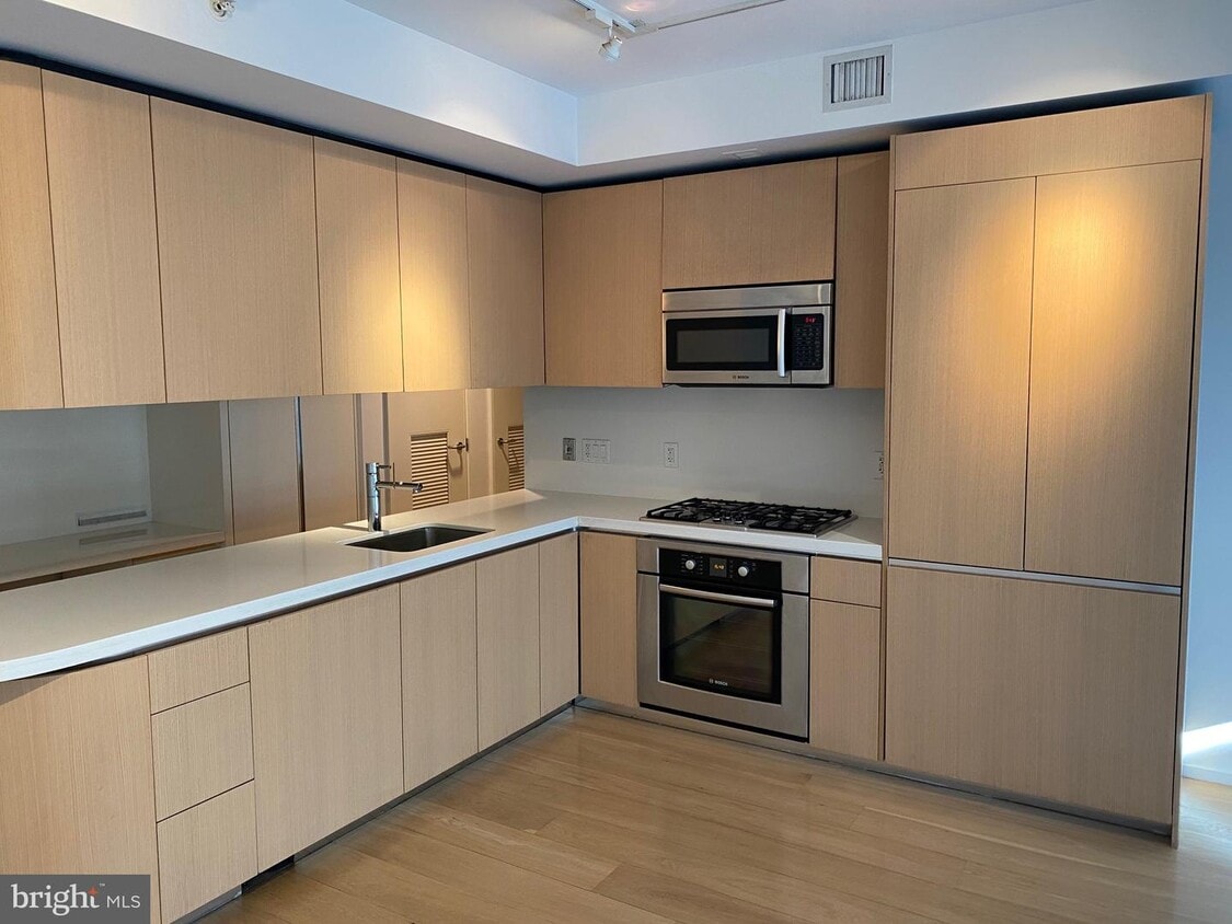 925 H St NW Unit 609, Washington, DC 20001 - Condo for Rent in ...