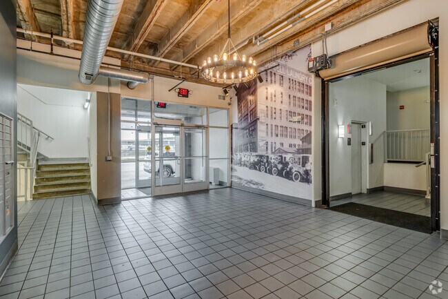 700 Lofts - Apartments at 700 W Michigan St Milwaukee, WI | Apartments.com