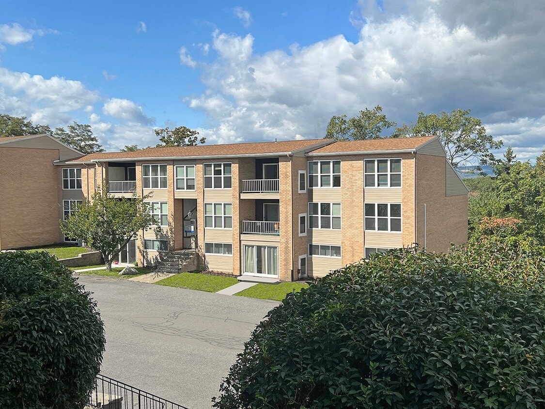 Mountain Lake Apartments Scranton