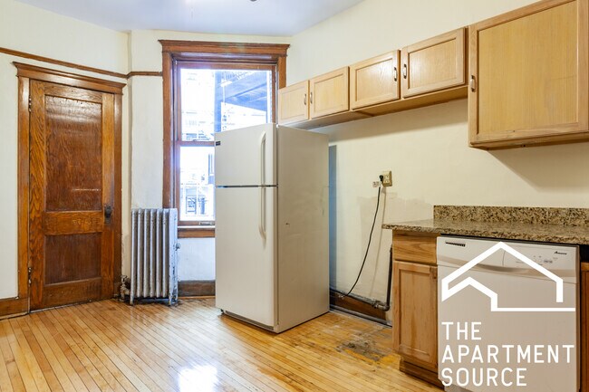 3326 N Clark St Unit 2F, Chicago, IL 60657 | Apartments.com