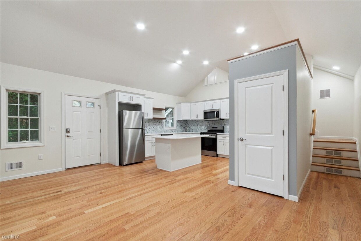 3 Princeton Ave, Princeton, NJ 08540 - House Rental in Princeton, NJ ...