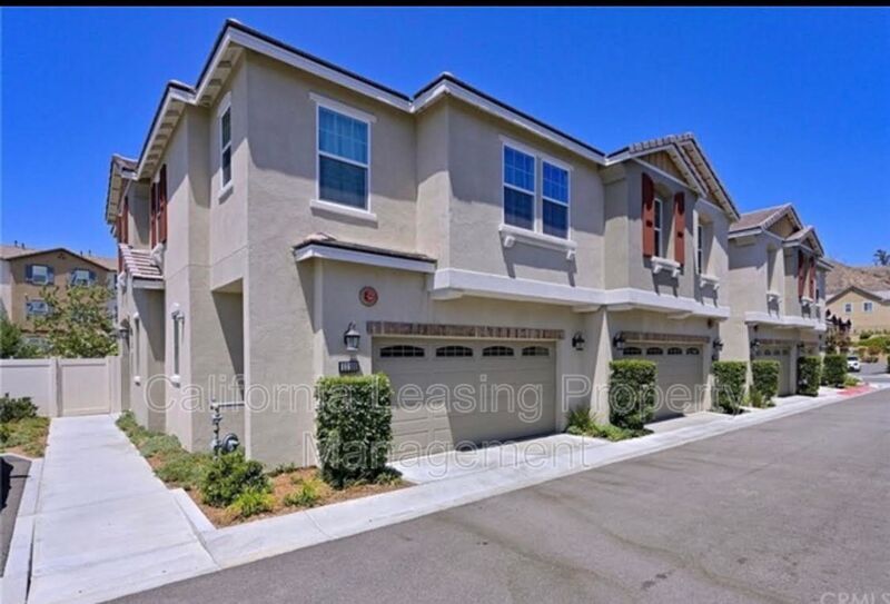 22100 Barrington Way, Santa Clarita, CA 91350 - House Rental in Santa ...