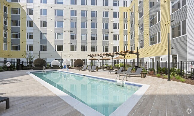 Everett Harborwalk Apartments for Rent with Extra Storage - Everett, MA ...