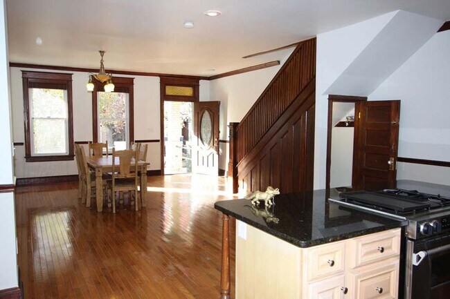 911 7th St NE, Washington, DC 20002 - House Rental in Washington, DC ...