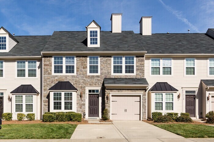 9722 Springholm Dr, Charlotte, NC 28278 - Townhome Rentals in Charlotte ...