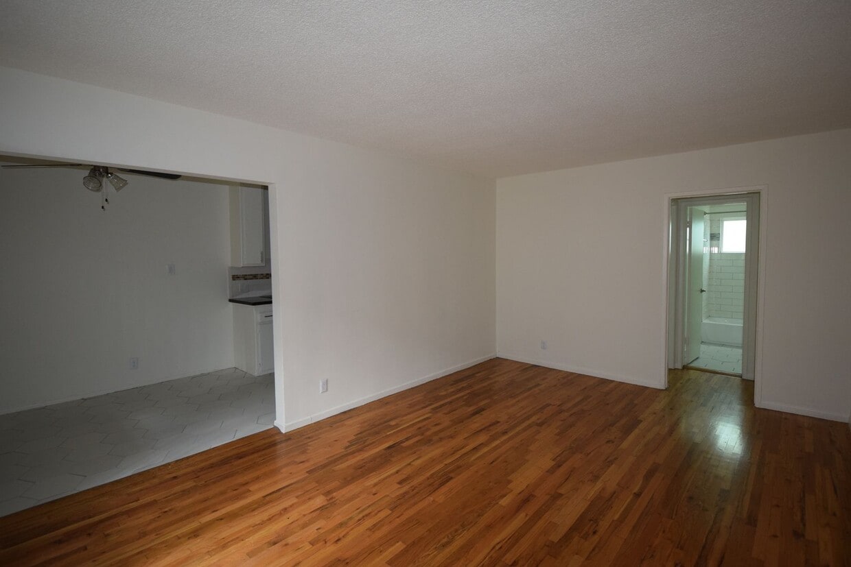 6271 Kester Ave Unit 01, Los Angeles, CA 91411 | Apartments.com
