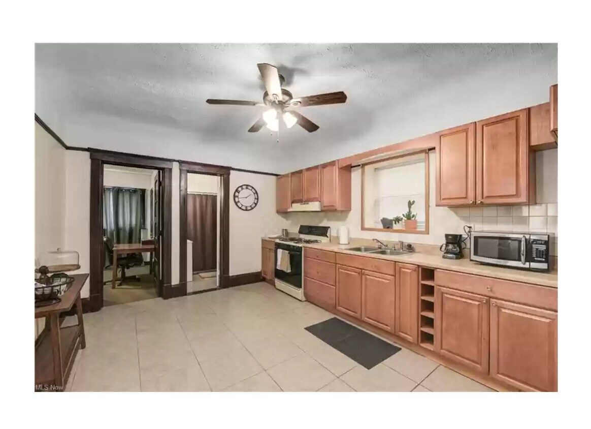 3219 Daisy Ave Unit 1, Cleveland, OH 44109 - 3219 Daisy Ave Cleveland ...