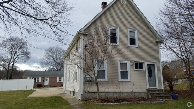 Student Apartments for Rent in Clayville RI - 6 Rentals | Apartments.com