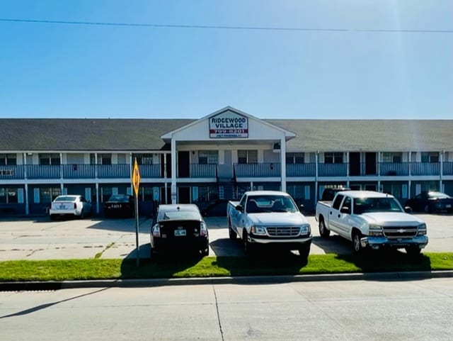 Ridgewood Village Apartments - Apartments in Moore, OK | Apartments.com