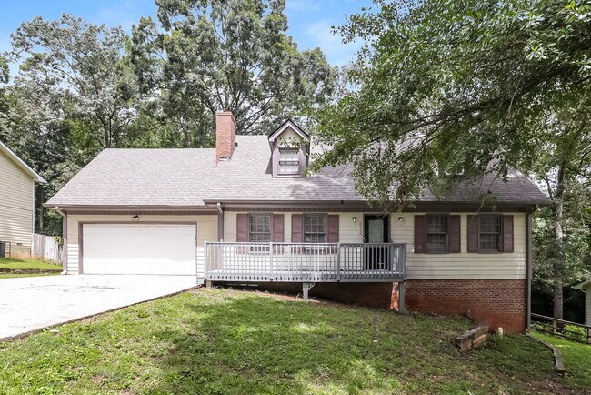 Stanton Woods-Landmark Apartments for Rent with Washer & Dryer ...