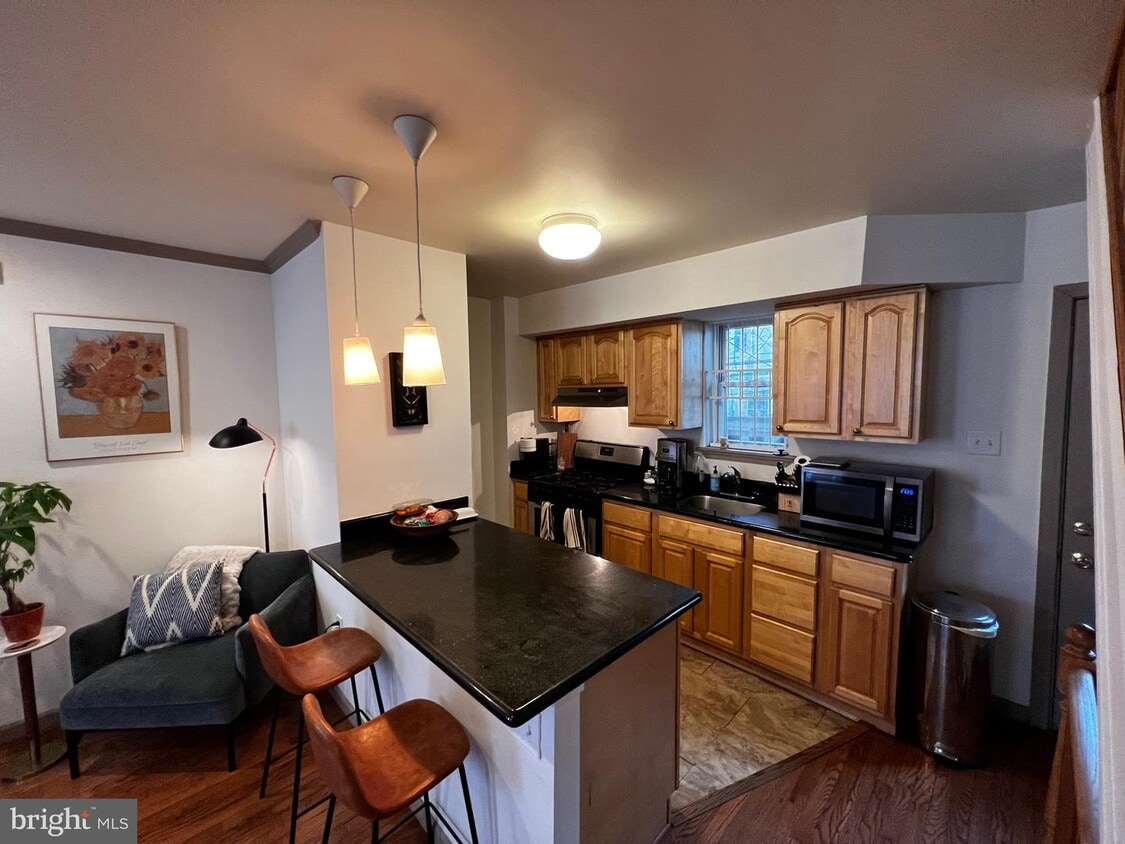 1828 Webster St, Philadelphia, PA 19146 - Townhome Rentals in ...