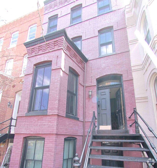 Townhomes For Rent in Washington DC - 411 Townhouses | Apartments.com