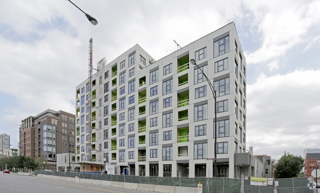 Terrace 459 - Apartments in Chicago, IL | Apartments.com