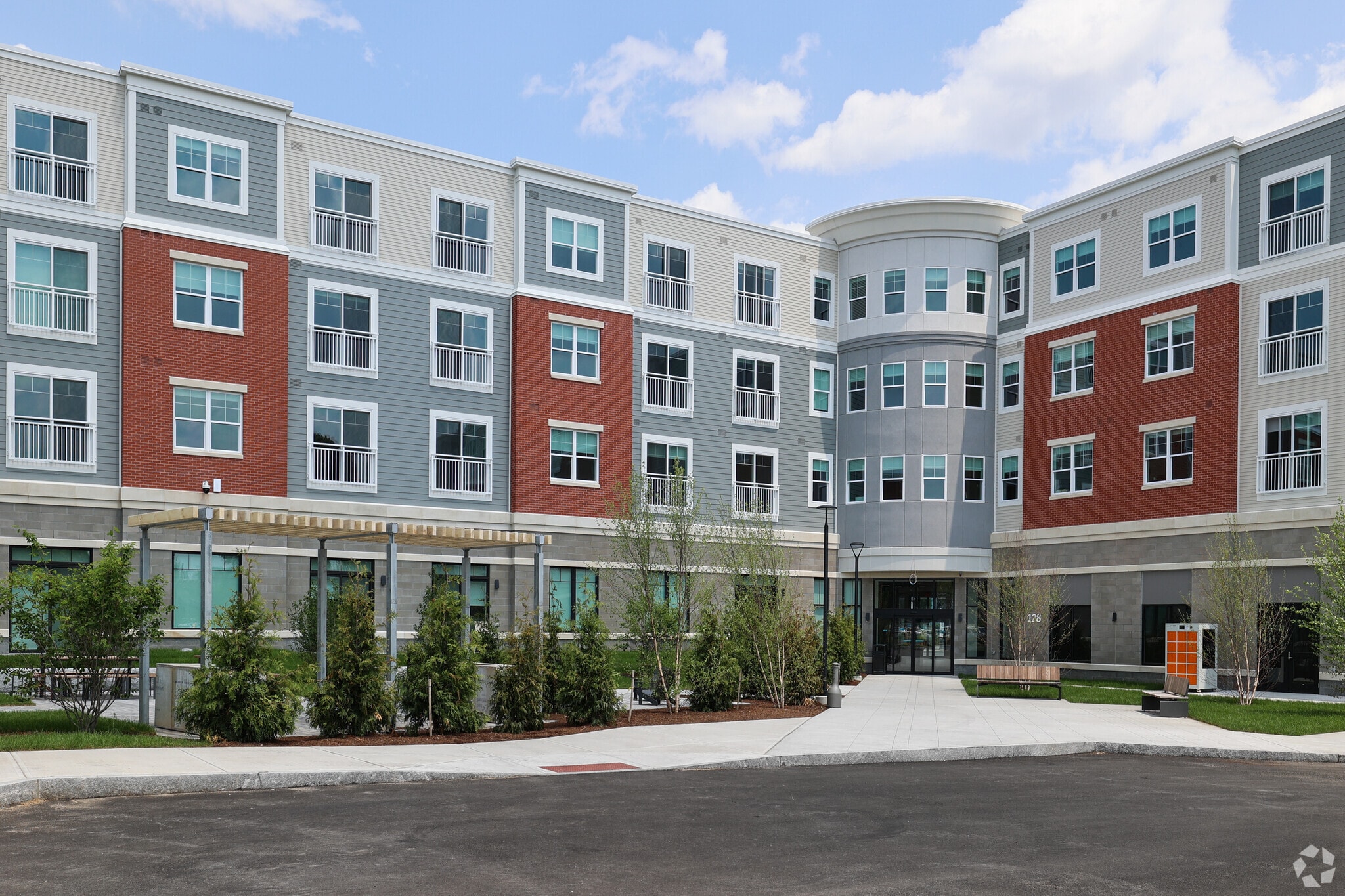 Maple Square Apartments - 128 Maple St Danvers, MA 01923 | Apartments.com
