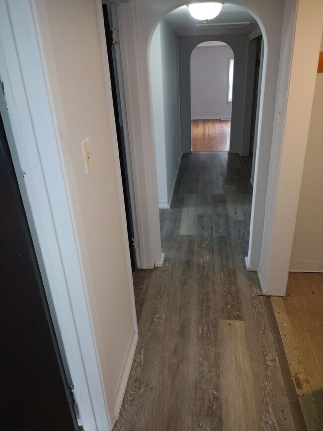 441 Fruitville Pike Unit 2, Manheim, PA 17545 - Room for Rent in ...