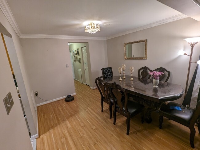 5614 Bloomfield Dr, Alexandria, VA 22312 - Townhome Rentals in ...