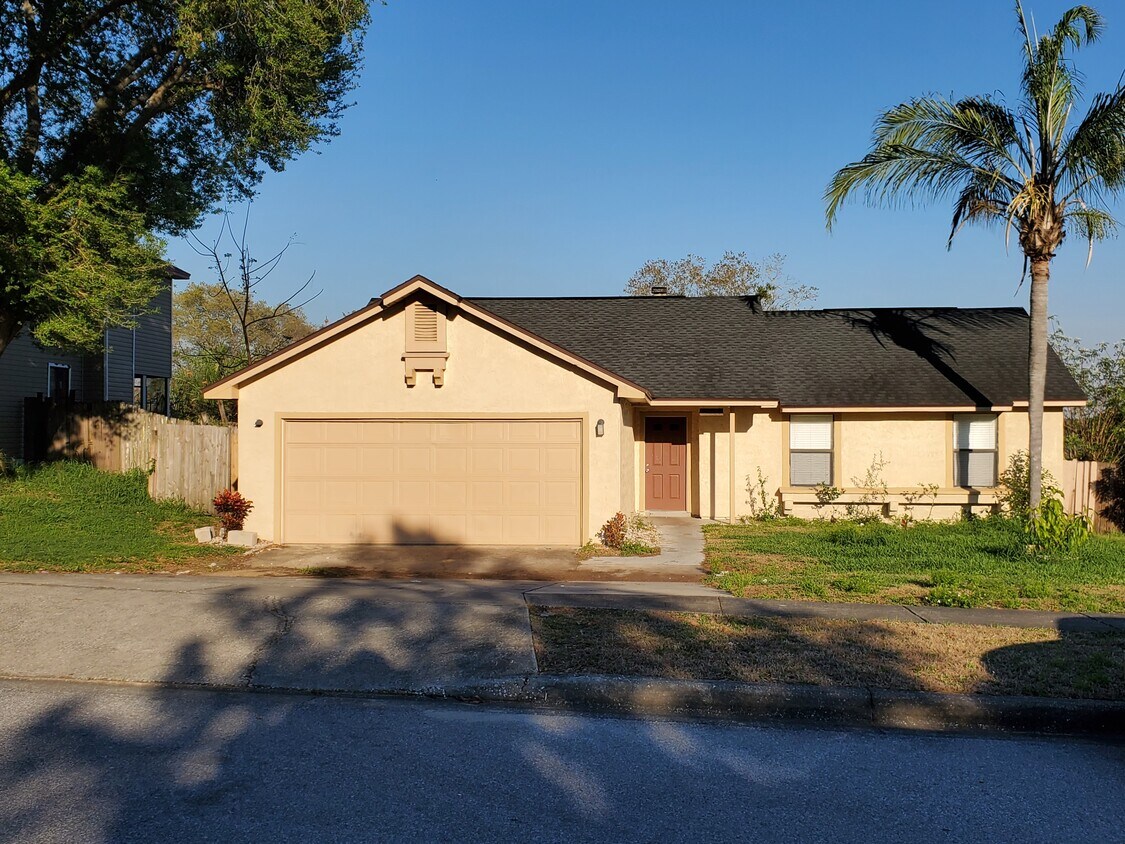 3021 Queens Gate Rd, Orlando, FL 32818 - House Rental in Orlando, FL ...