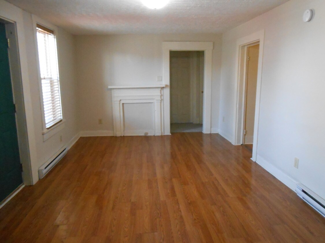 23 W Water St Unit 23, Troy, OH 45373 - 23 W Water St Troy, OH 45373 ...