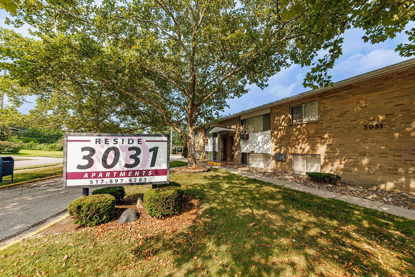 Reside 3031 - 3031 S Washington Ave Lansing, MI 48910 | Apartments.com