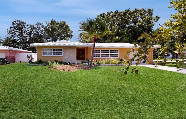 Harbor Bluffs Apartments for Rent with a Garage - Largo, FL - Updated ...