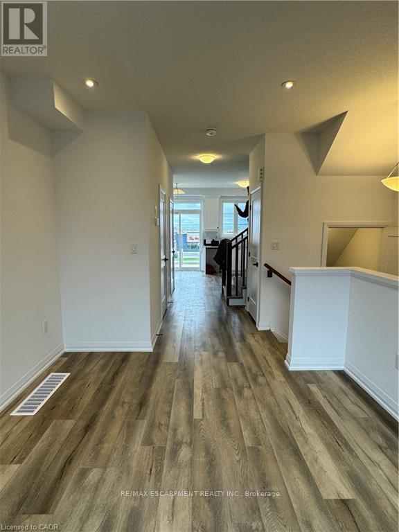 120 Court Dr, Brant, ON N3L 0K6 - Maison de Ville à Louer à Brant, ON ...