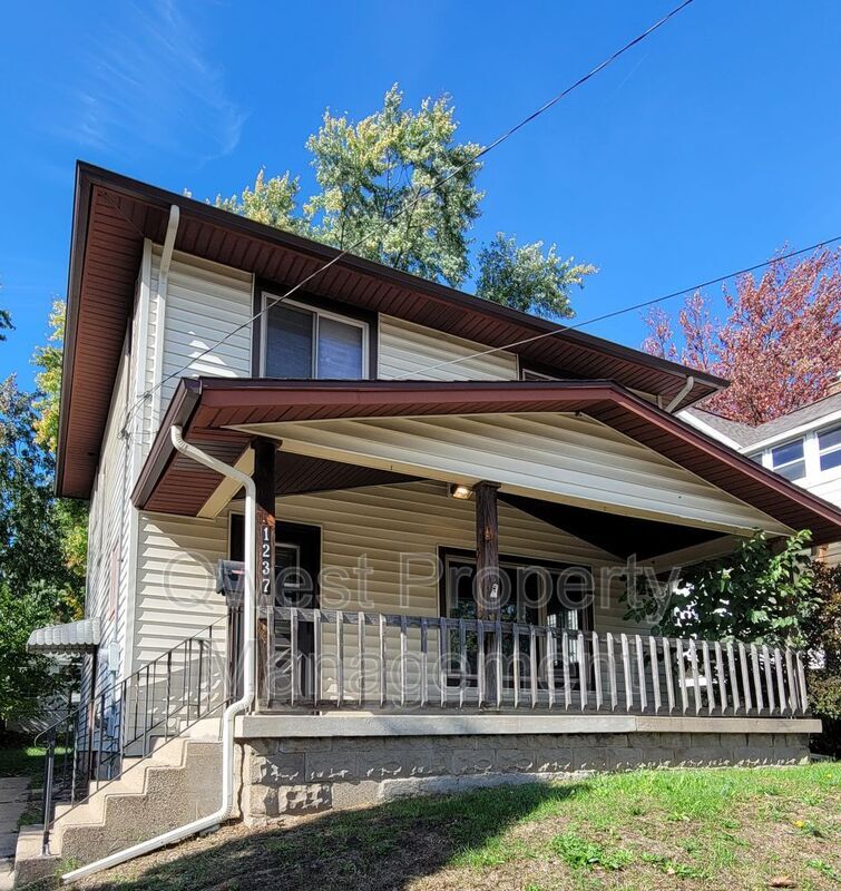 1237 Garfield Ave NW, Grand Rapids, MI 49504 - House Rental in Grand ...