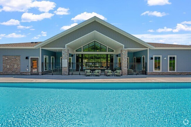 Bandel North Apartments for Rent with a Dog Park - Rochester, MN ...