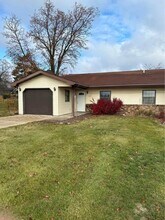 Apartments for Rent with Yard in Houghton IA