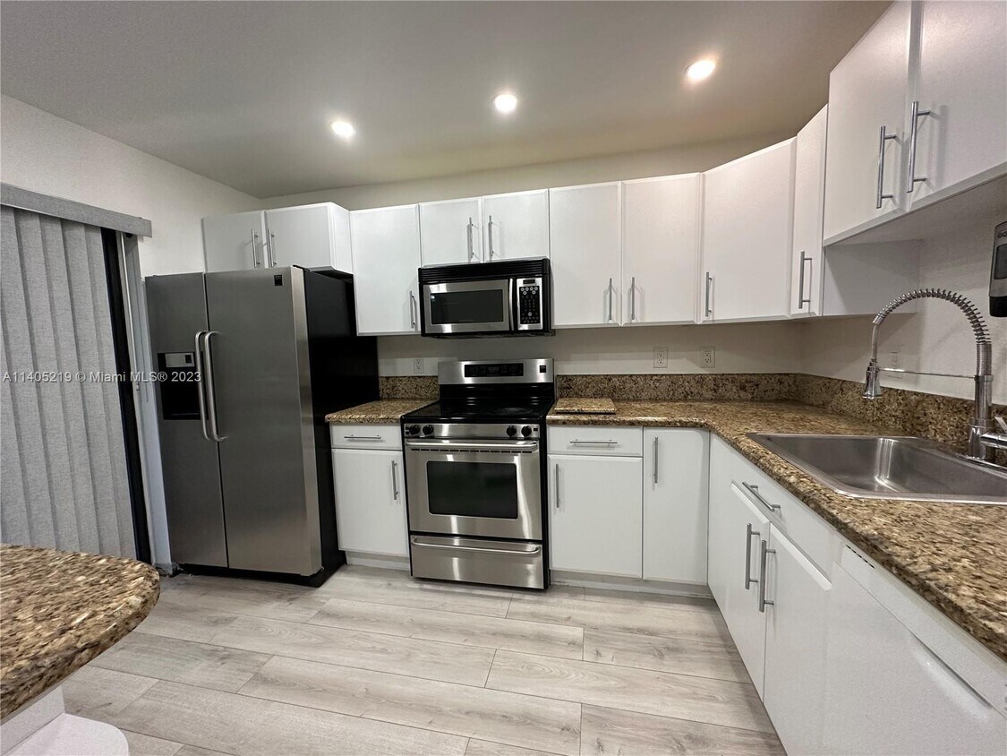 3553 NW 21st Ct, Coconut Creek, FL 33066 - Townhome Rentals in Coconut ...