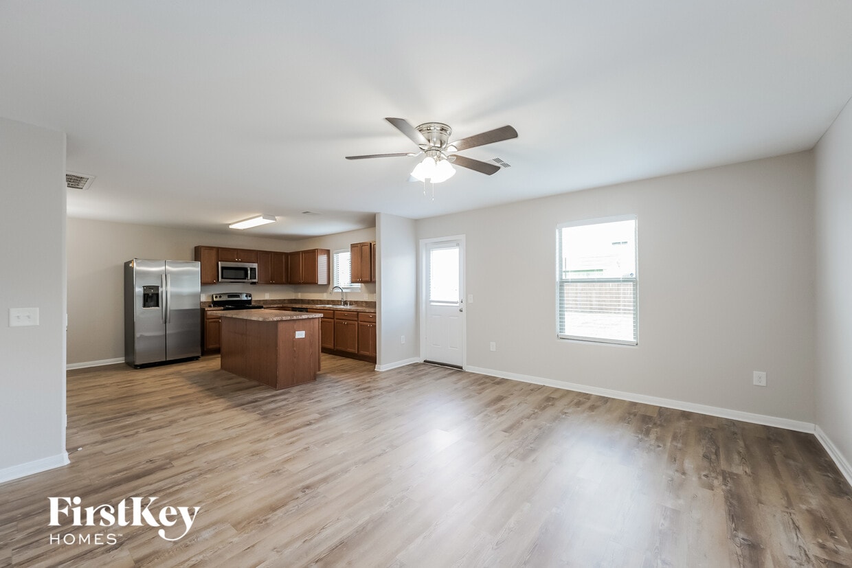 9923 Sanders Rose Lane, Houston, TX 77044 | Apartments.com