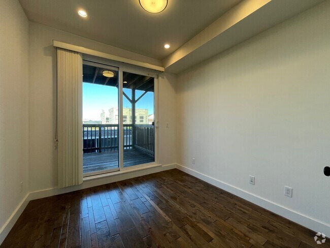 Silver Terrace Apartments for Rent with Hardwood Floors - San Francisco ...
