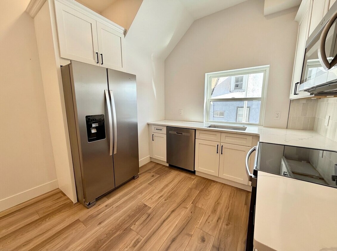 1255 Leopard St Unit 2, Philadelphia, PA 19125 - Room for Rent in ...